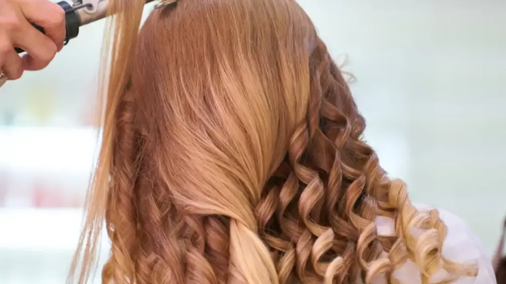 How To Curl Halo Extensions?